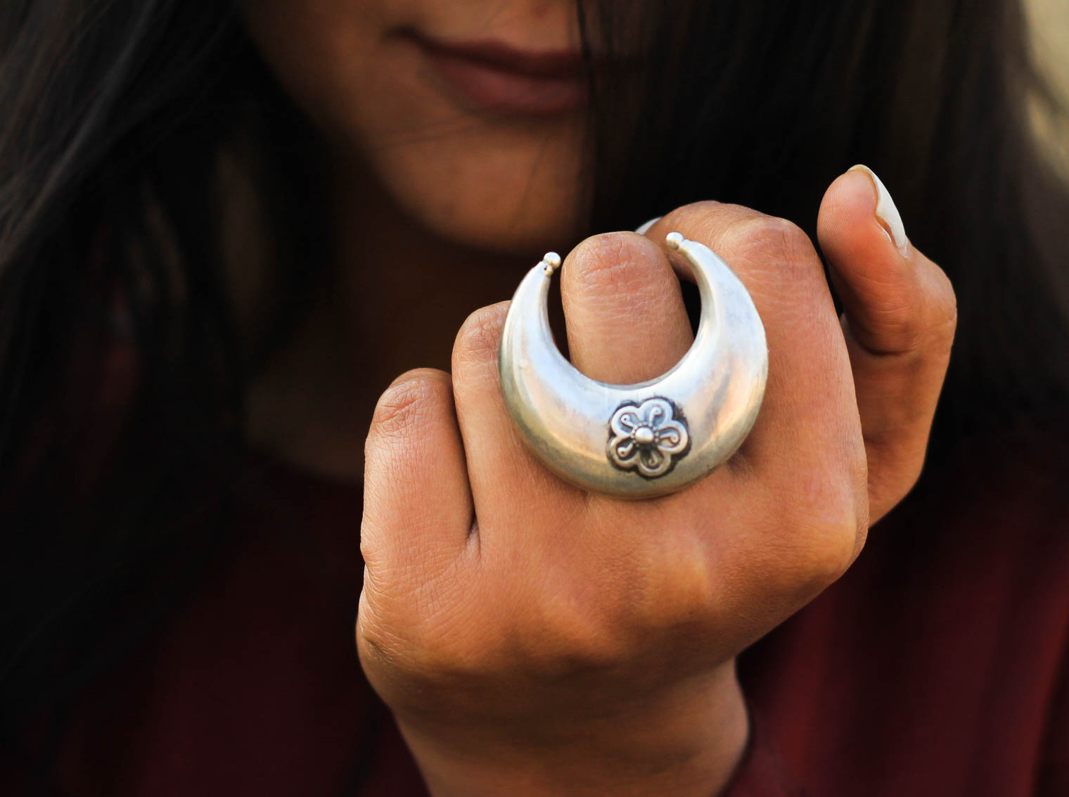 Adya Crescent Moon Classic Ring